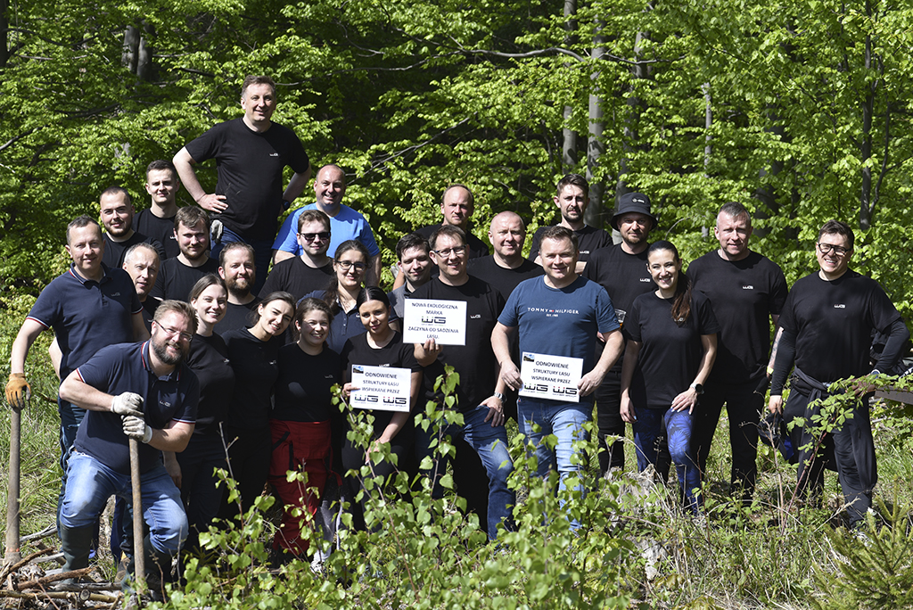 Planting trees - Winner Green, featuring eco-friendly products